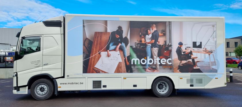 New Look Mobitec Showtruck | Interior Business